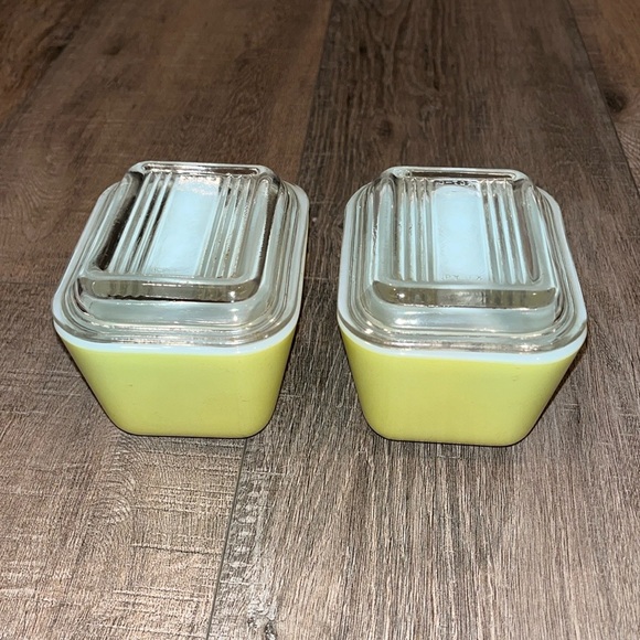Pyrex | Kitchen | Vintage Pyrex Yellow Refrigerator Box Dish Milk Glass ...